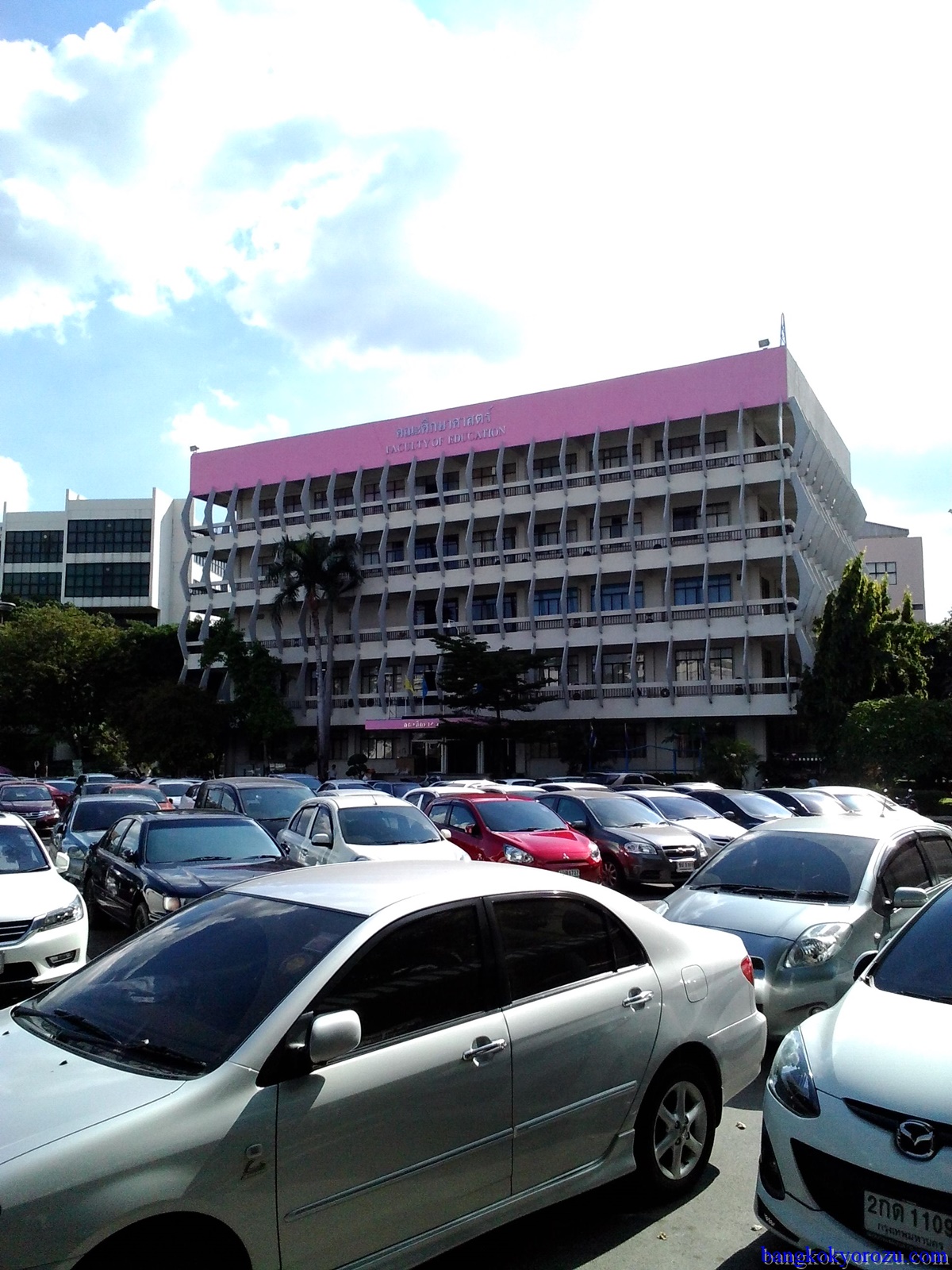 ラムカムヘン大学(Ramkhamhaeng University,มหาวิทยาลัยรามคำแหง) バンコク ...