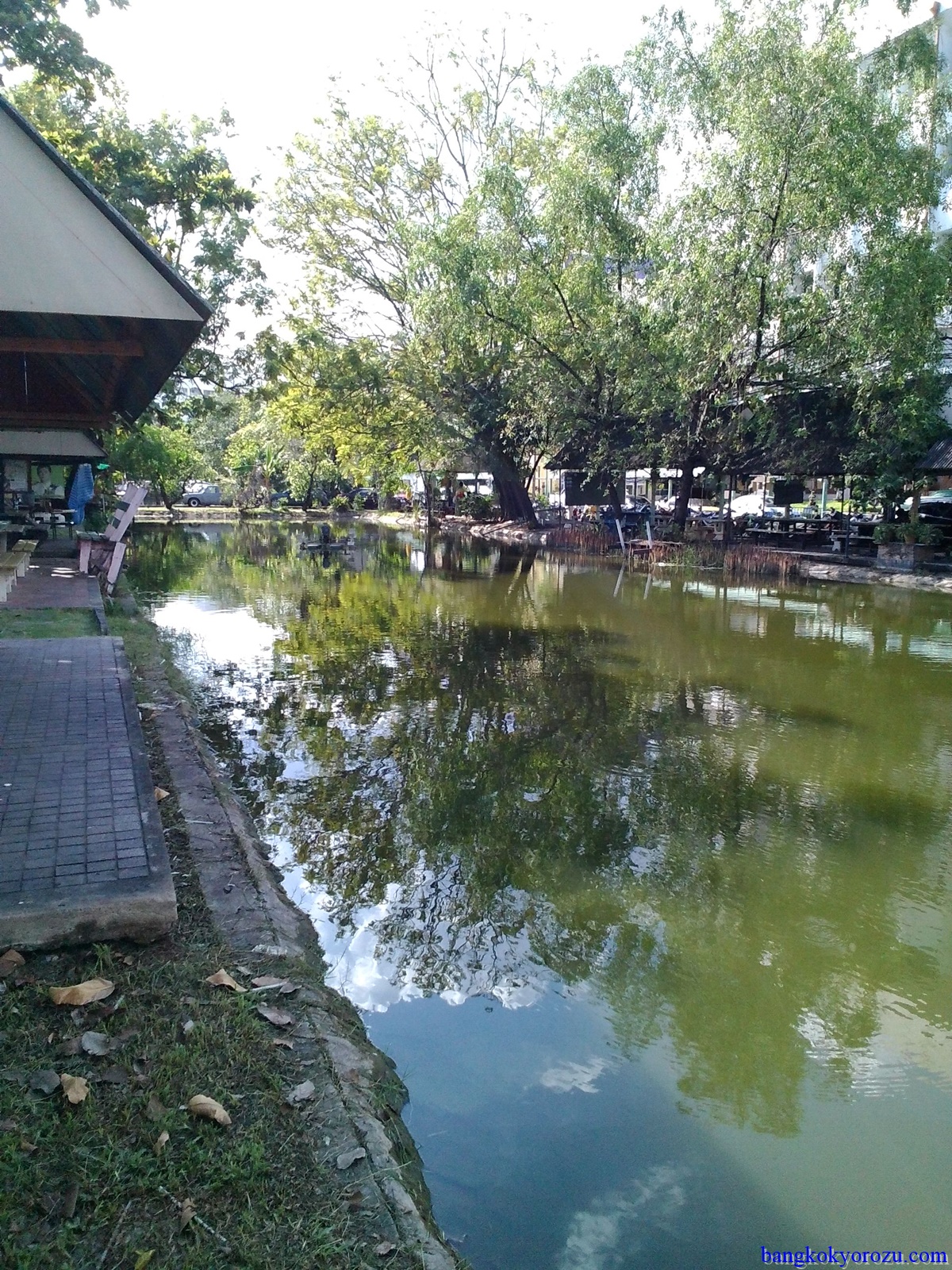 ラムカムヘン大学(Ramkhamhaeng University,มหาวิทยาลัยรามคำแหง) バンコク ...