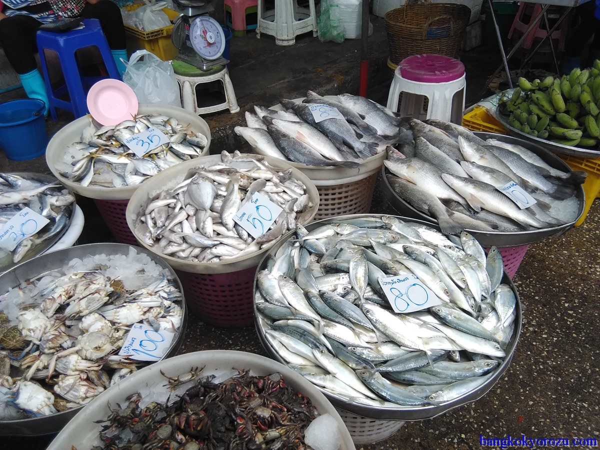 港町の海鮮市場 マハーチャイ(Maha Chai Market) Thailand | バンコク萬（よろず）ブログ